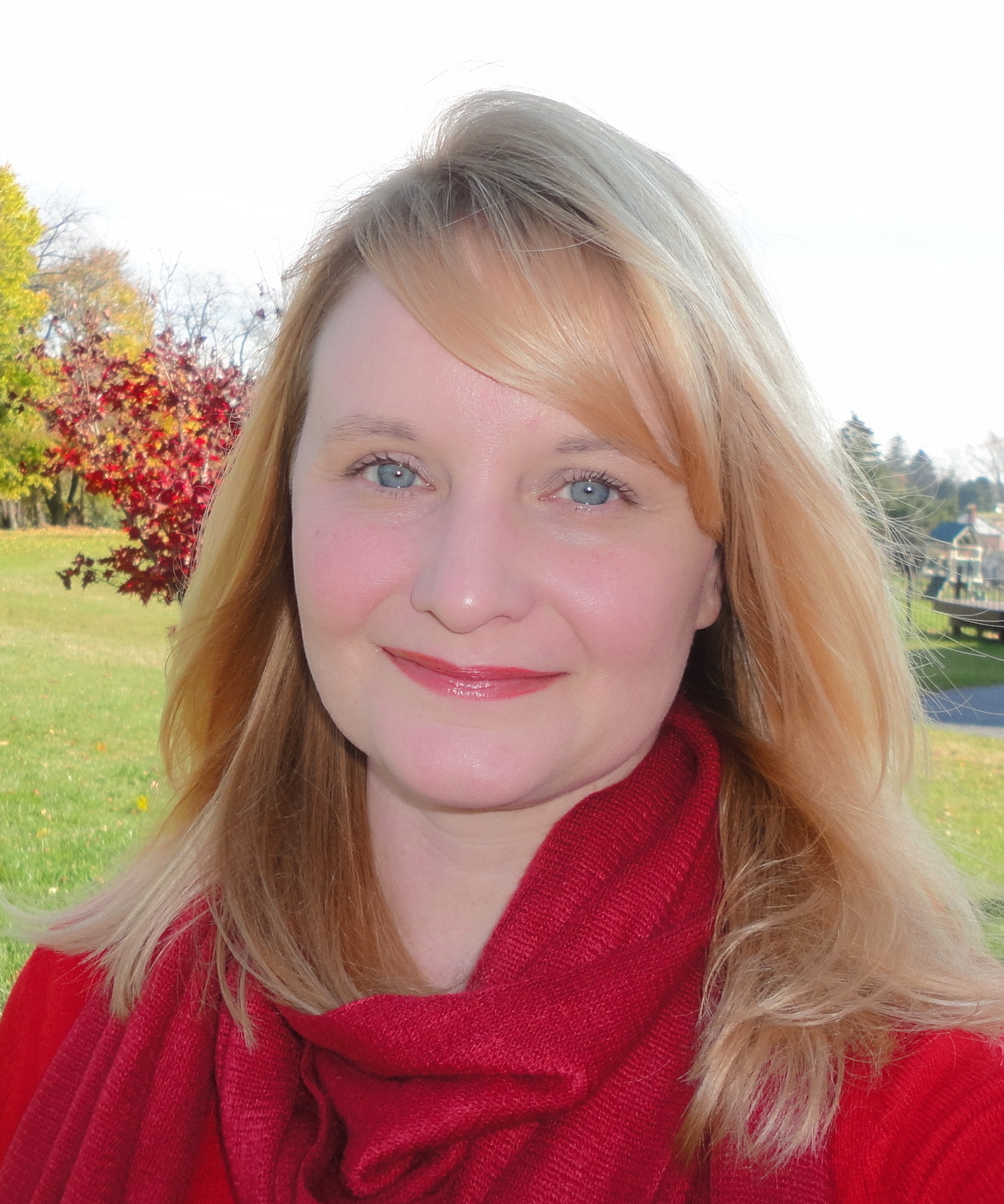 Elizabeth Mercurio | The Literary Nest